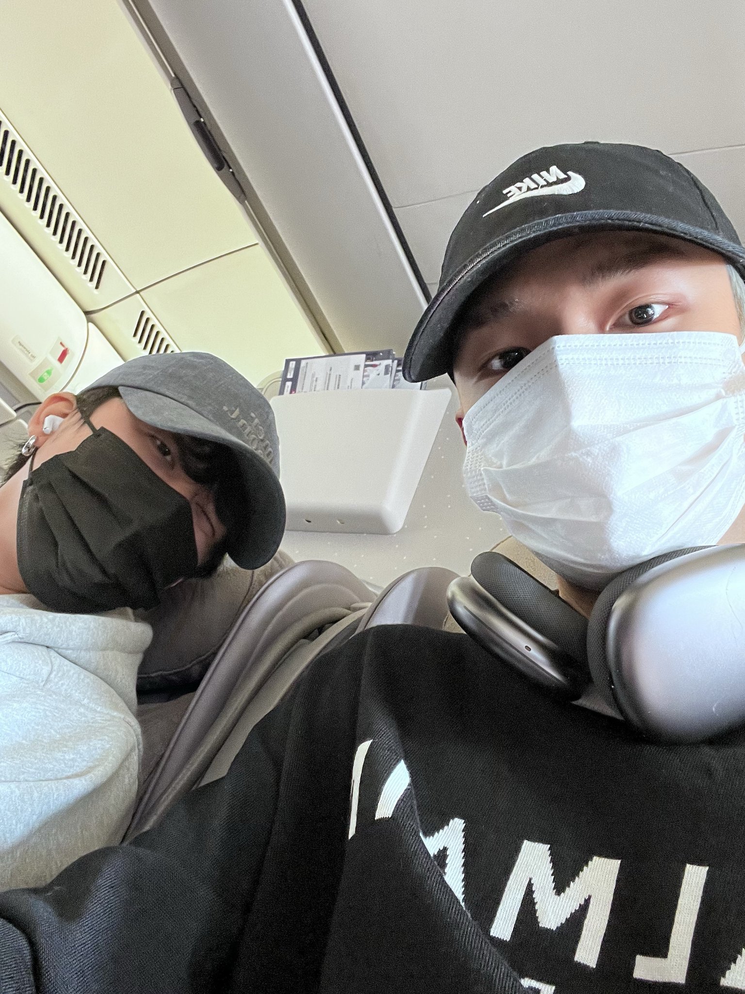 changjin loop on Twitter: "best of changjin (2022 edition) - a thread https://t.co/x1YfsMGU4j ...