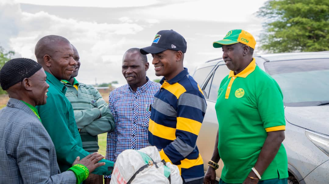 📍 Igunga,Tabora 🗣️:NUKUU ZA MBUNGE NGASSA KWENYE ZIARA YA KIJIJI KWA ...