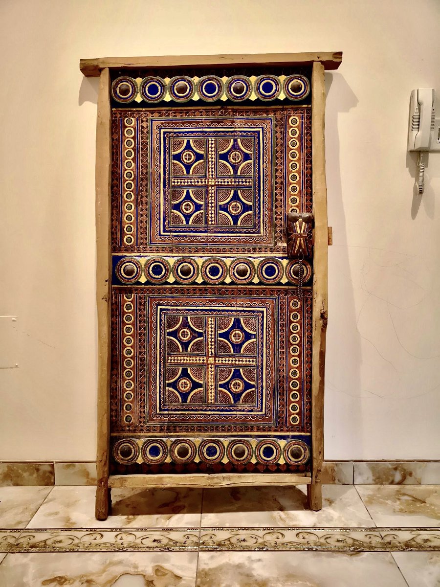 The old doors of Saudi Arabia are known for their rich decoration ...