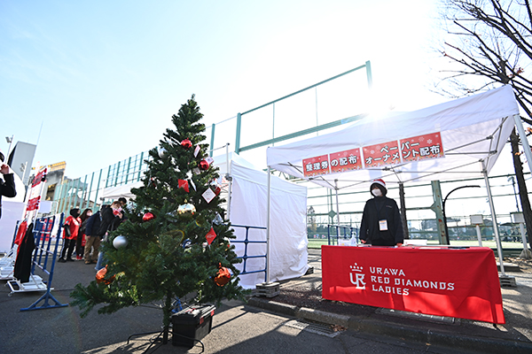 三菱重工浦和レッズレディースオフィシャル On Twitter ♦️みんなのレッズレディースクリスマス♦️ 前節の🆚i神戸に引き続き、🆚マイ仙台で『みんなのレッズレディースクリスマス』を