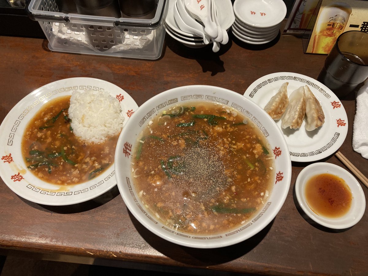 吉田一郎 On Twitter いつの間にかオープンした娘娘の浦和仲町店でランチ。スタミナラーメン+半スタカレー+餃子3個で1000円。ここのスタミナの餡は丁寧に作ってあるね!スタカレーを