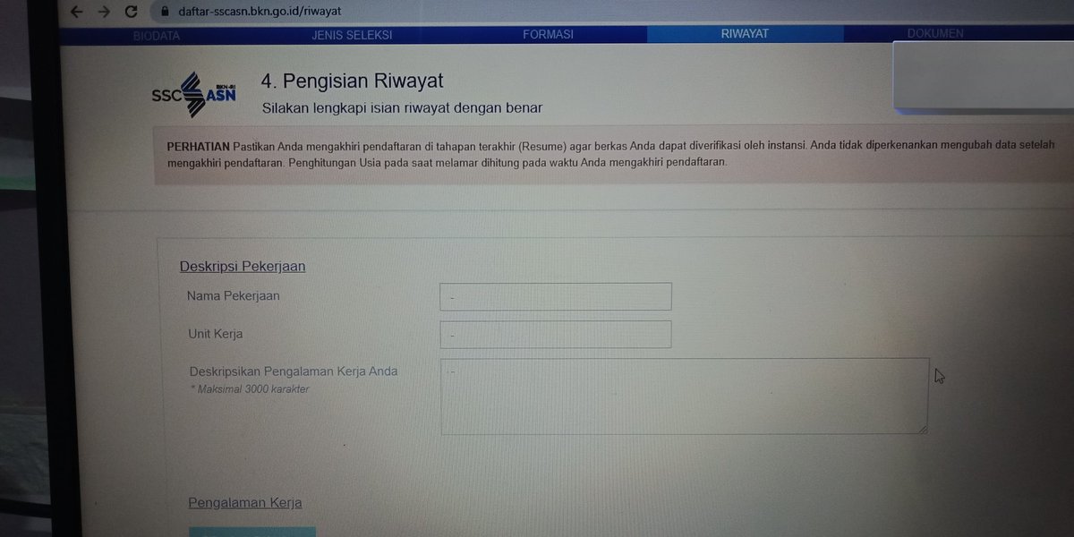 BACA RULES DI (bit.ly/worksfess) on Twitter: "Work! Numpang tanya, ini kalo fresh graduate brti ...