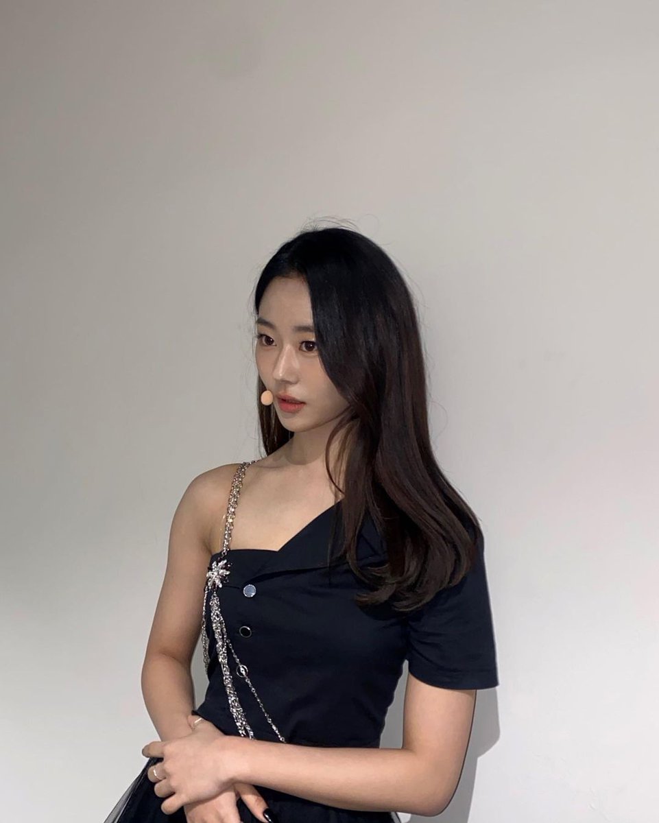 CHAERIN on Twitter: "[221221] chaerin update on instagram — #Chaerin #채린 #ParkChaerin #박채린 ...