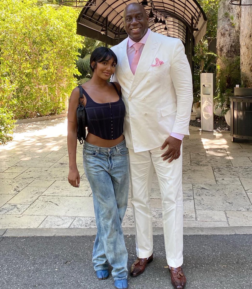 Earvin Magic Johnson On Twitter To My Beautiful Wonderful And Smart Daughter Elisa Happy