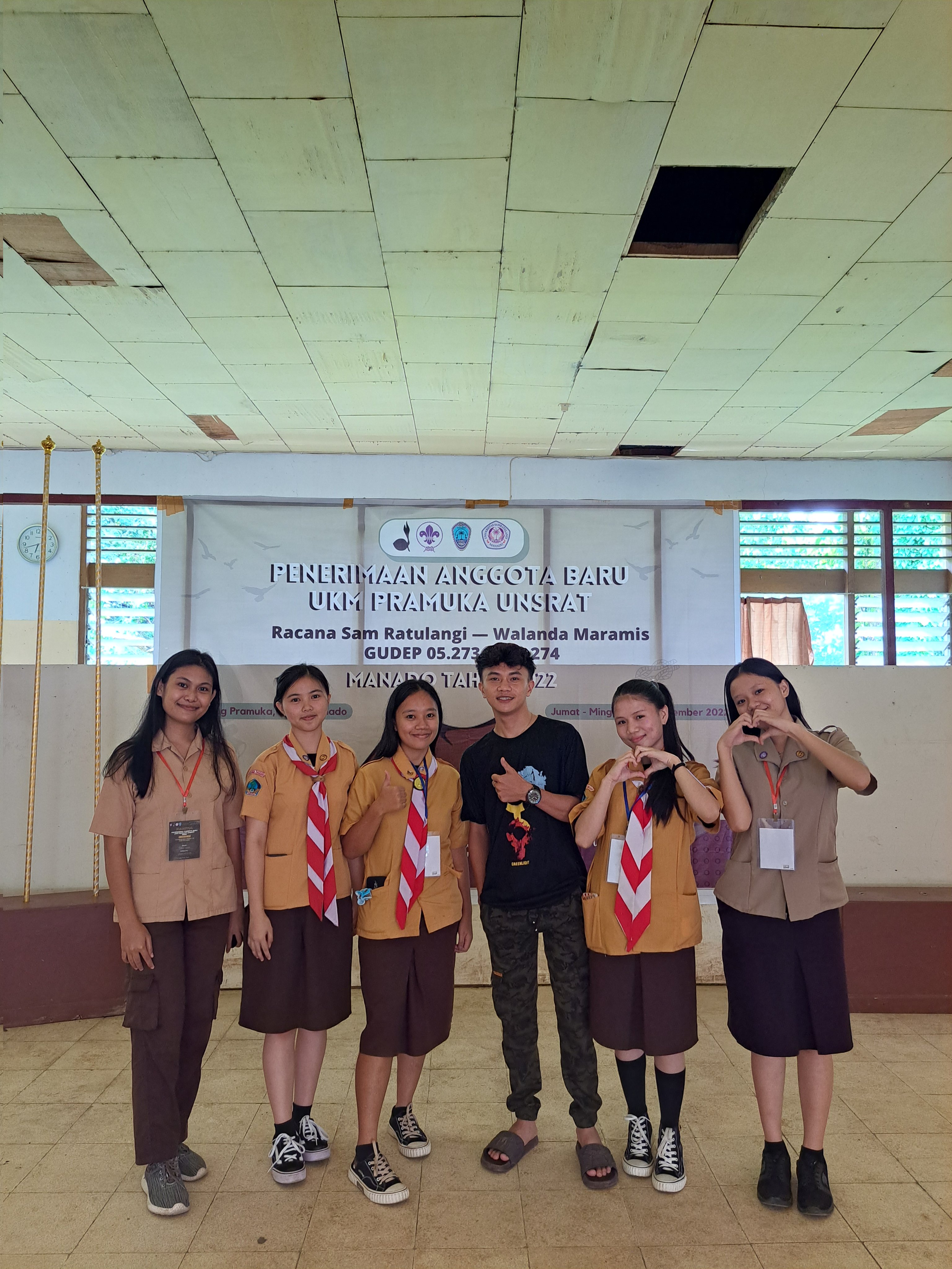 Sofia Rina on Twitter: "The girls with Bro Geraldy Senduk, former head of Scout Student Activity ...
