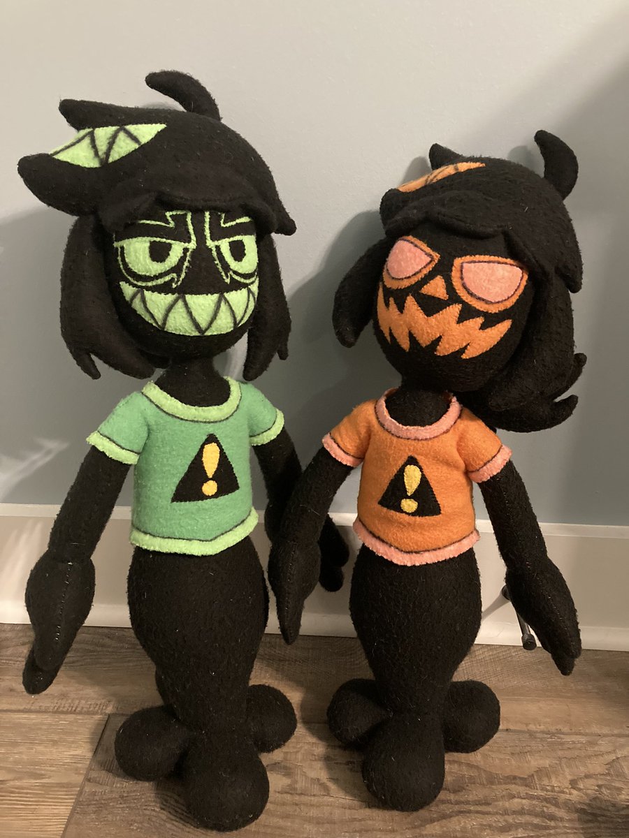 Nyan The Cartoon on Twitter: "Just finished making a second Phi plushie! Excited for season 3 ...