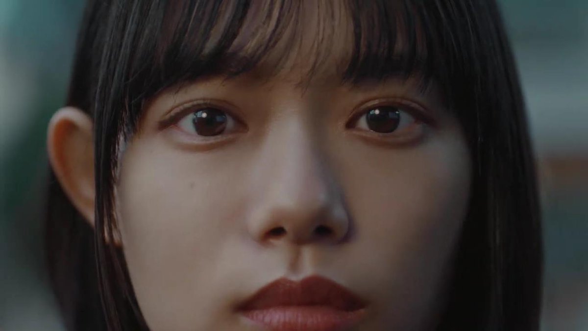 動画NOW on Twitter: "杉咲花 が出演する 日経電子版 のCM 2023初割「もう若手じゃない」篇「情報偏ってるかも」篇。 https://douganow.jp ...