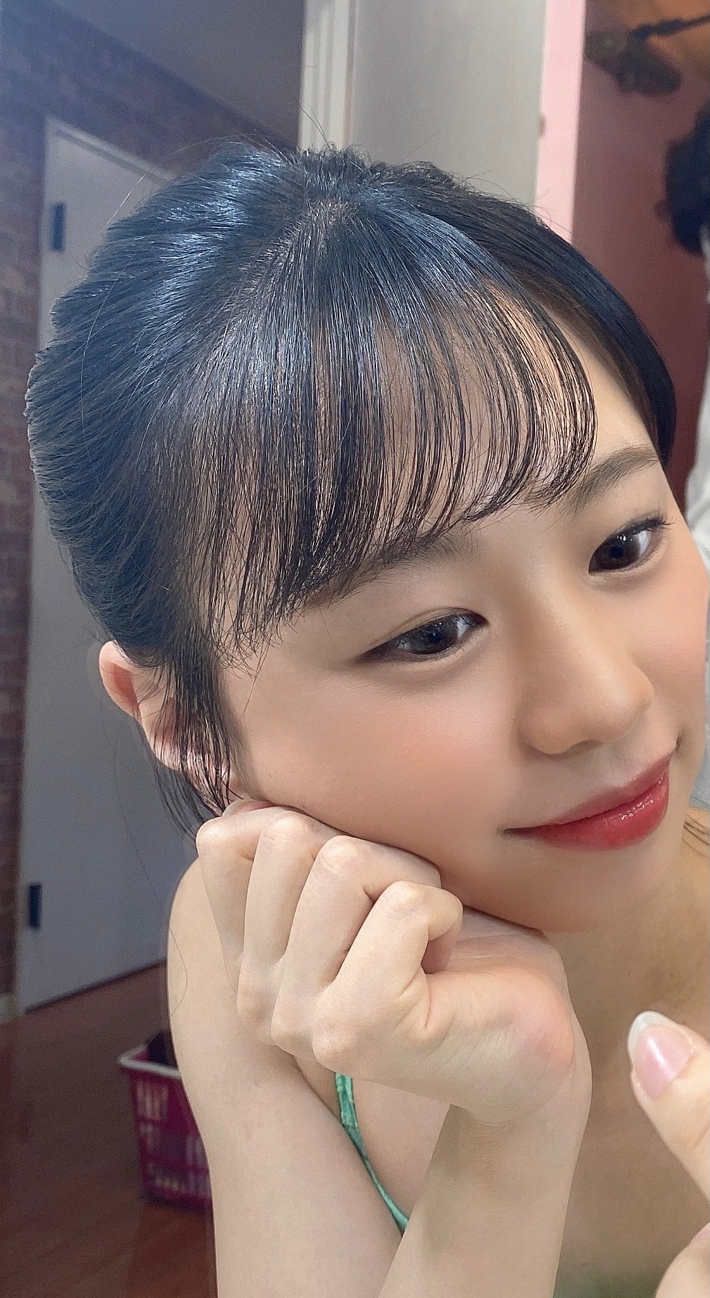 五芭 -いつは-이츠하- on Twitter: "デビュー作半額だって👏🏻👏🏻 ということでデビューの時の写真を久々に🤳 (メイクって凄い！って思って撮ったドアップ) https://t ...