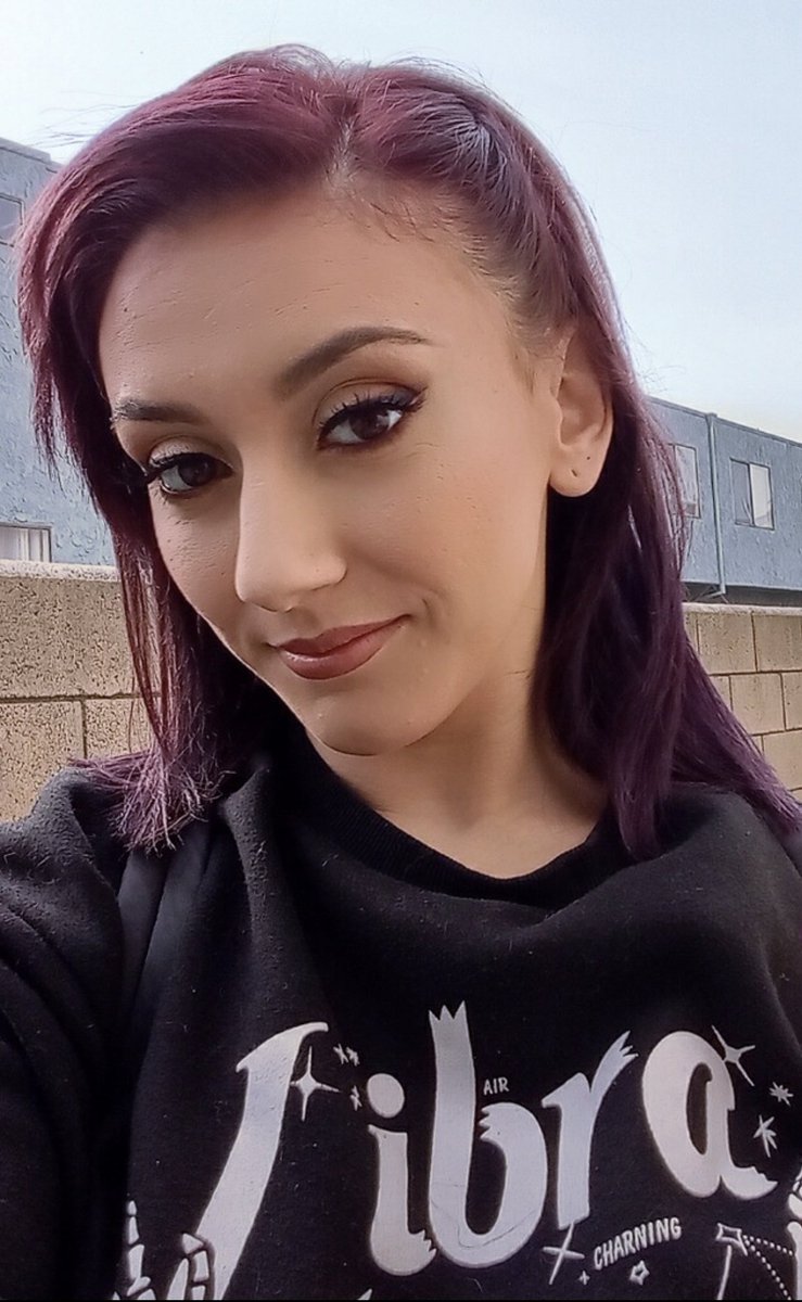 Dredd On Twitter Rt Mandymuse69 Dont Mind Me Im Just An Innocent