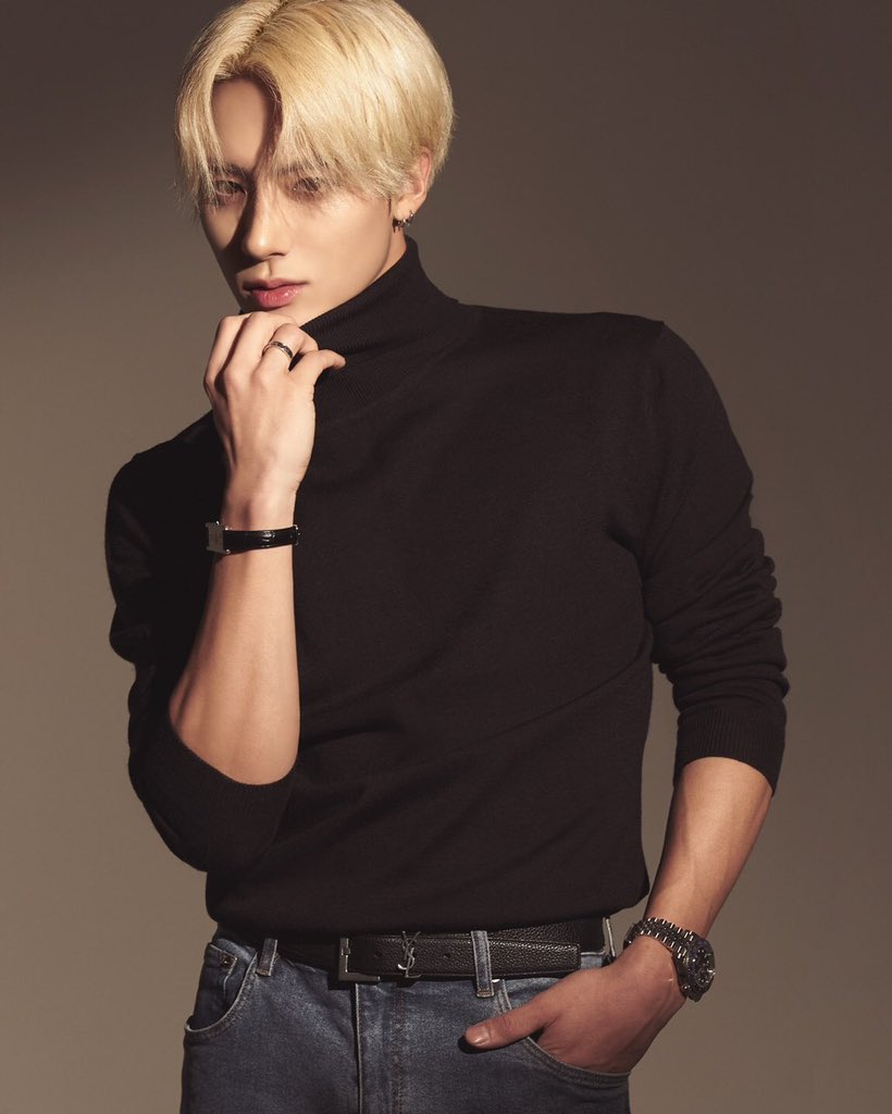 I would like to say thank you to Eric for posting so many pictures ...