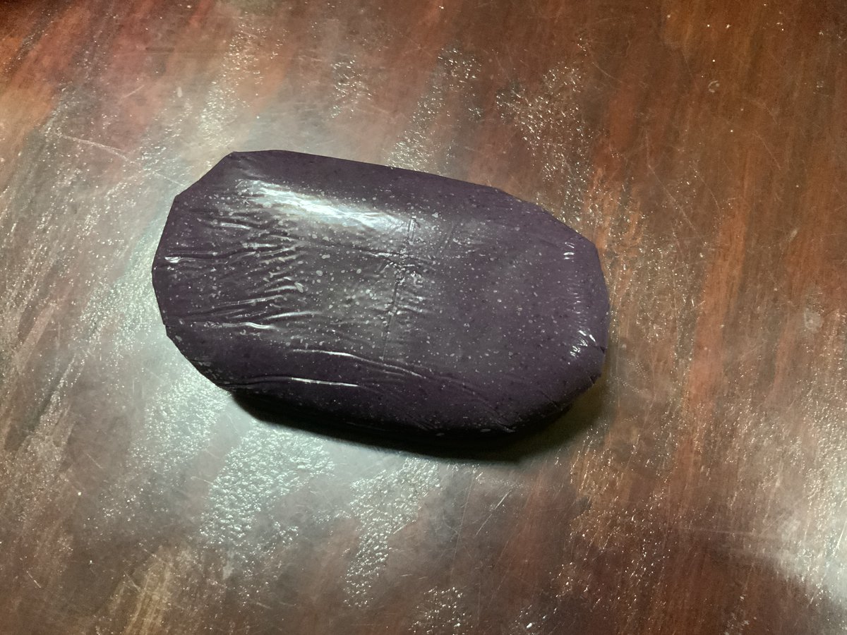 「fat lump of ube 」|parkerᔦꙭᔨのイラスト