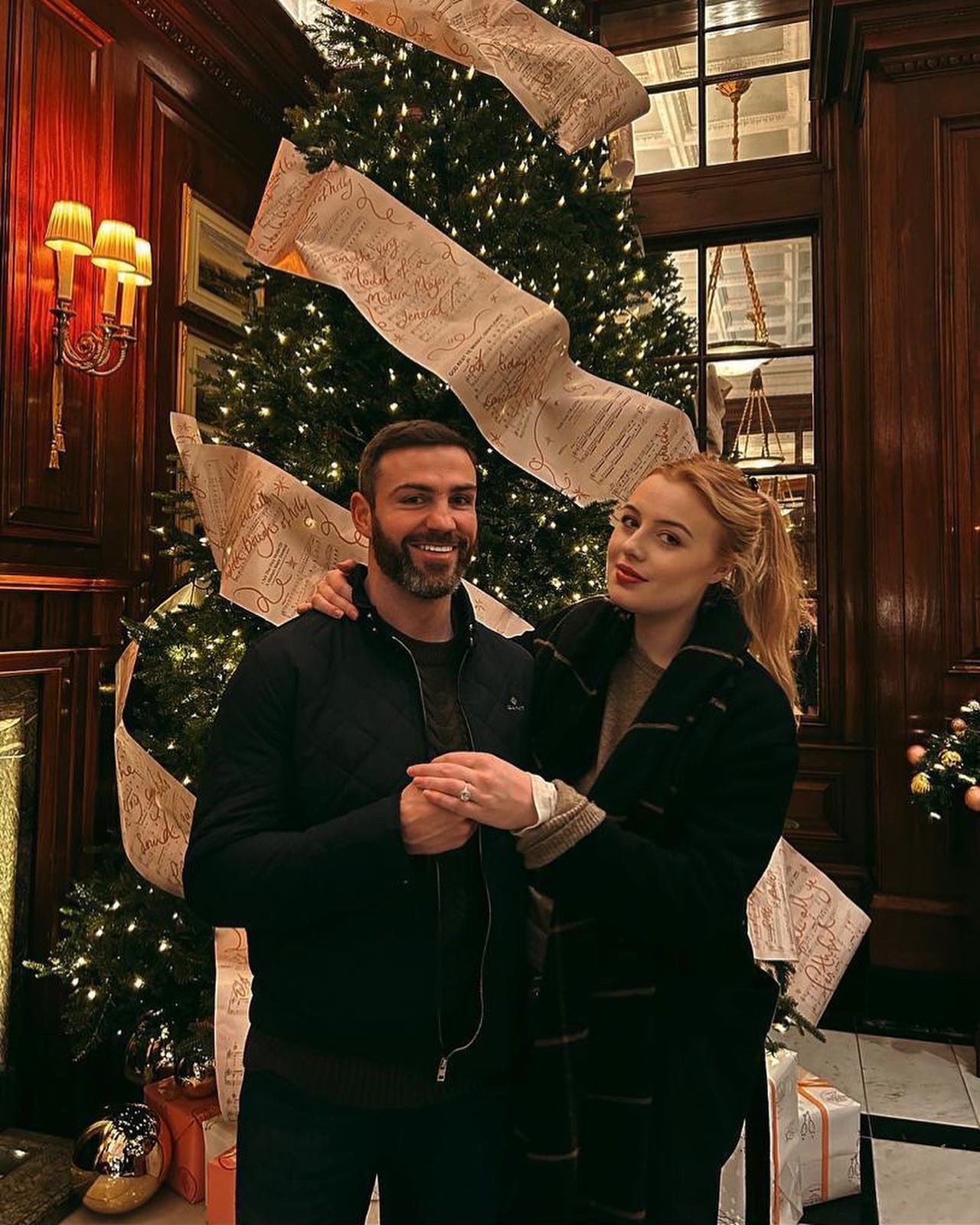 matthew macklin on Twitter: "We’re engaged! 💍 https://t.co/1rmWsSHODv" / Twitter