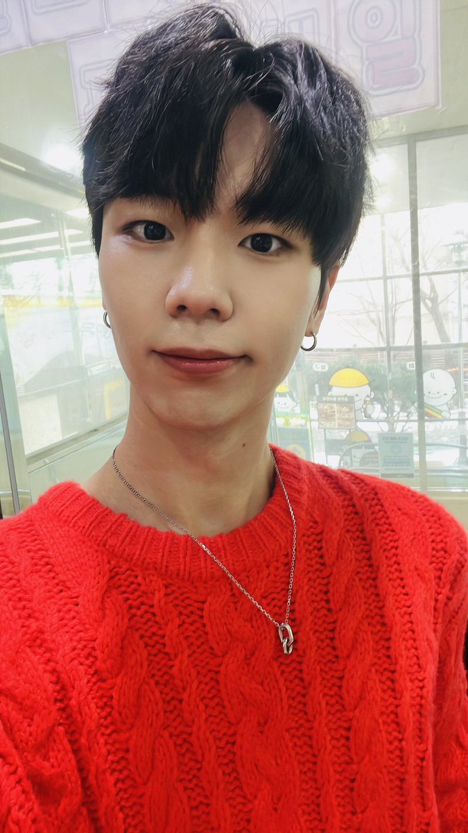 pattern on Twitter: "RT @Pattern_koon: 곧 크리스마스에요 다들 너무 보고싶다😍"