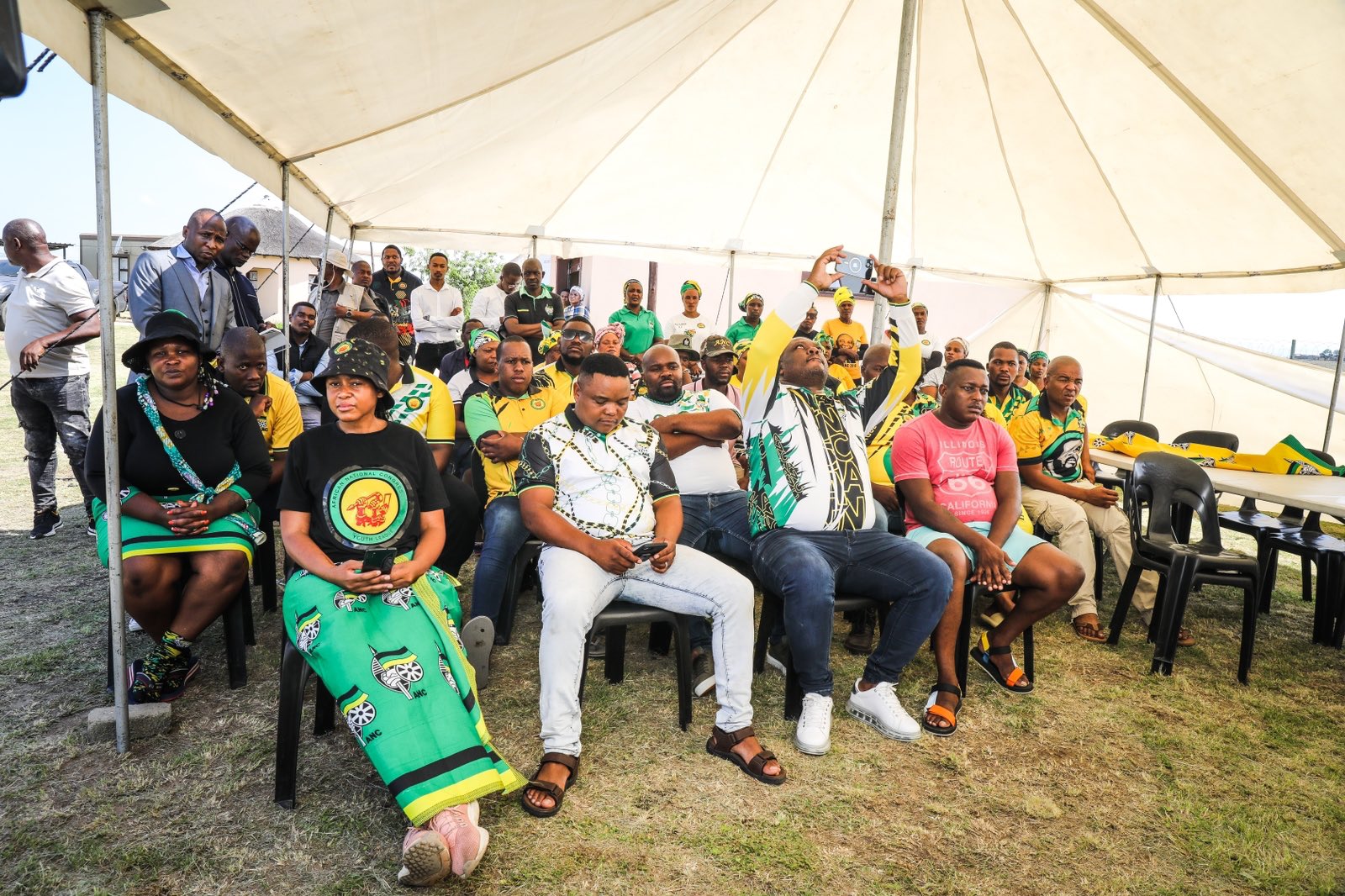 Cde Fikile Mbalula | ANC SG on Twitter: "ANC SECRETARY GENERAL VISITS FAMILIES OF DEPARTED ...