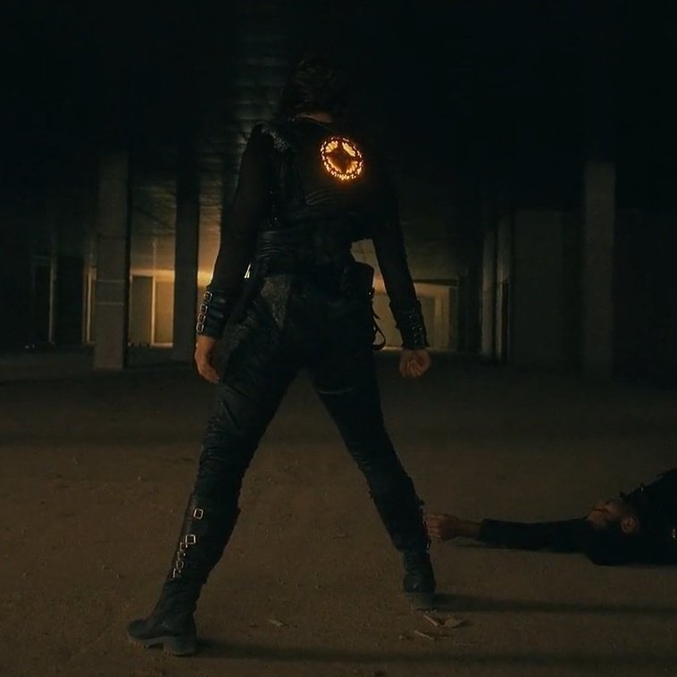 robin on Twitter: "these shots are actually crazy #SaveWarriorNun"