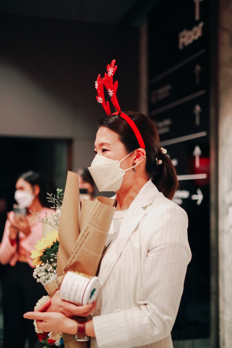 VIEW 💖 🫶🏻 🏳️‍🌈 on Twitter: "🎄🎅🏻🦌👠💐 @aim_theerarat #ธีรรัตน์สำเร็จวาณิชย์ 🌈"