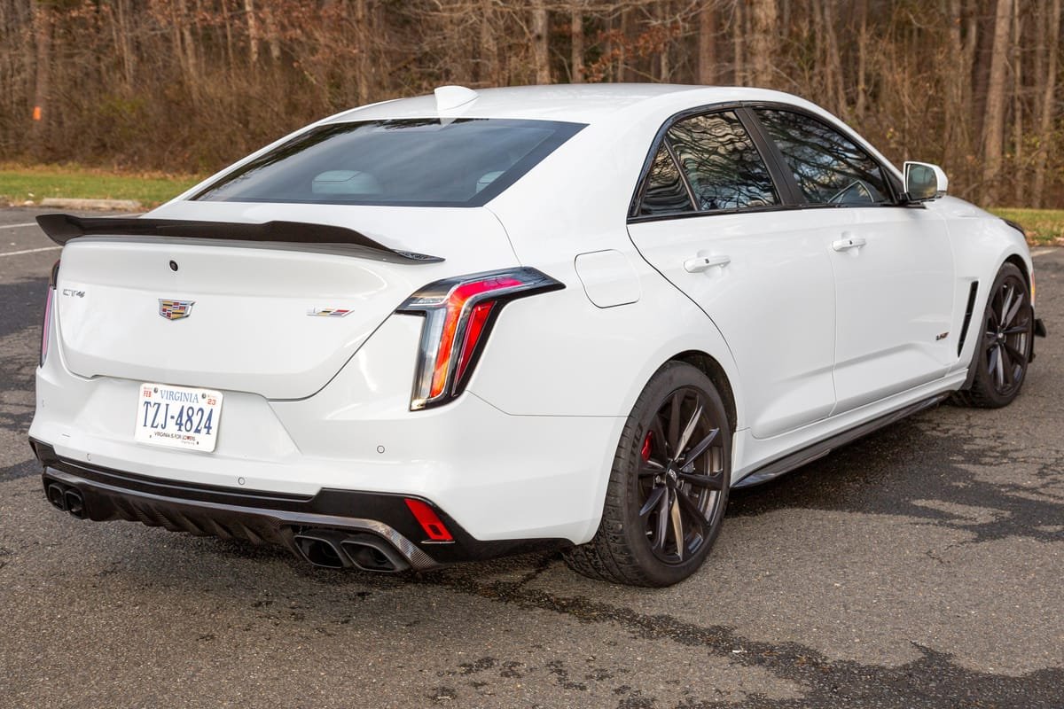 Cars & Bids on Twitter: "MANUAL. 472hp. Twin-turbo 3.6L V6. Magnetic Ride Control. Carbon Fiber ...