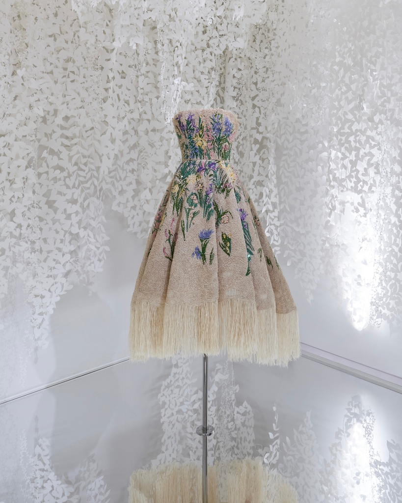 Monsieur Dior's beloved gardens are channeled with paperwork floral ...