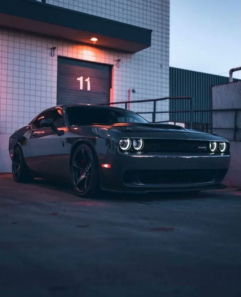 Car Porn on Twitter: "SRT Hellcat 😍"