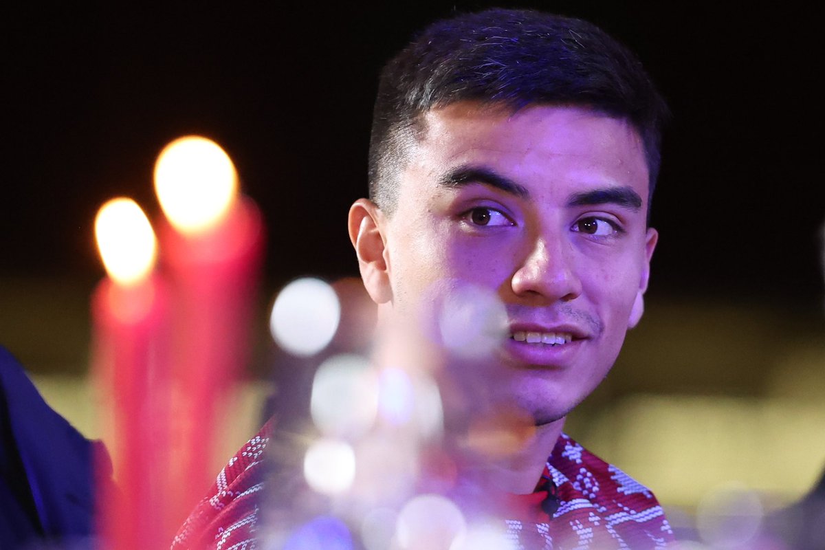 CHIVAS on Twitter: "TIENES que ver las ocurrencias del Nene en la Cena Navideña con abonados 🎄🎁👶 ...