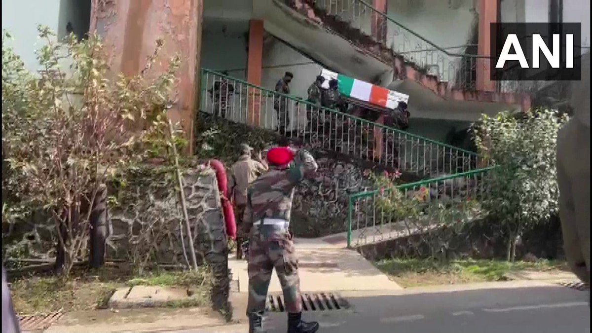 GD Bakshi on Twitter: "RT @ANI: Gangtok, Sikkim | 16 Army personnel died while 4 were injured in ...