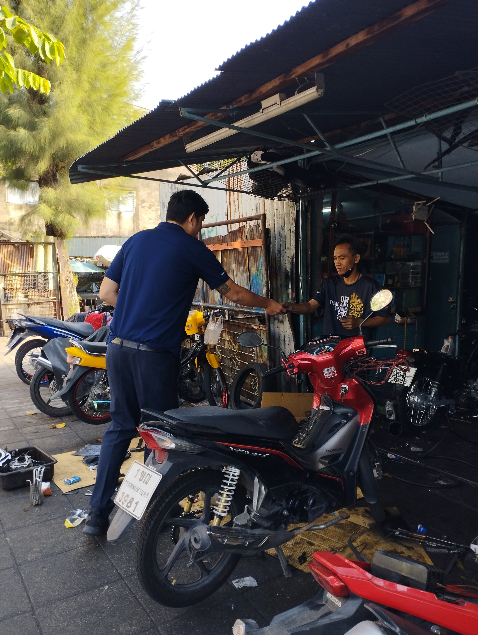 Tinnakorn C. (@c_tinnakorn) / Twitter