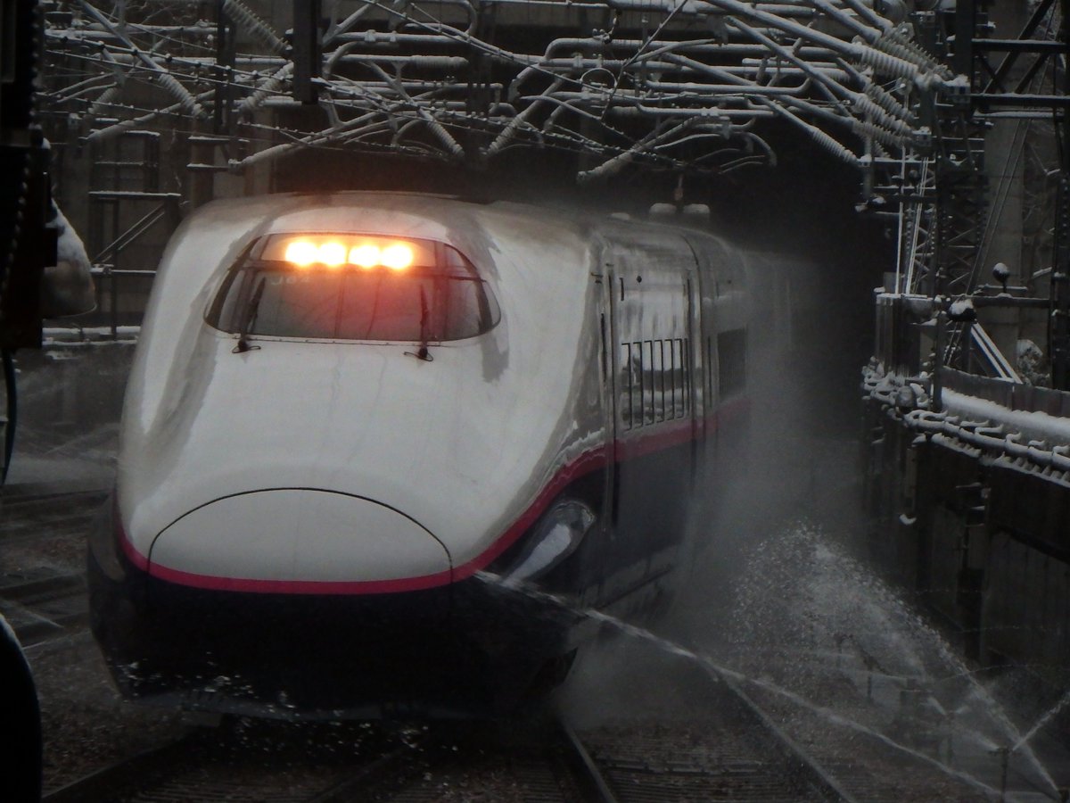 にいてつ on Twitter: "E2系J64編成上越新幹線たにがわ75号ガーラ湯沢行き越後湯沢にて"