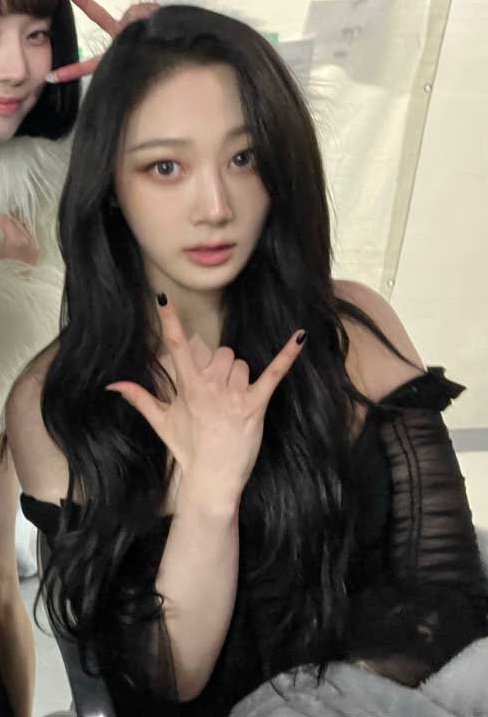 Giselle Indonesia on Twitter: "🌙221224 aespa official Twitter Update with aespa #GISELLE #지젤 ...