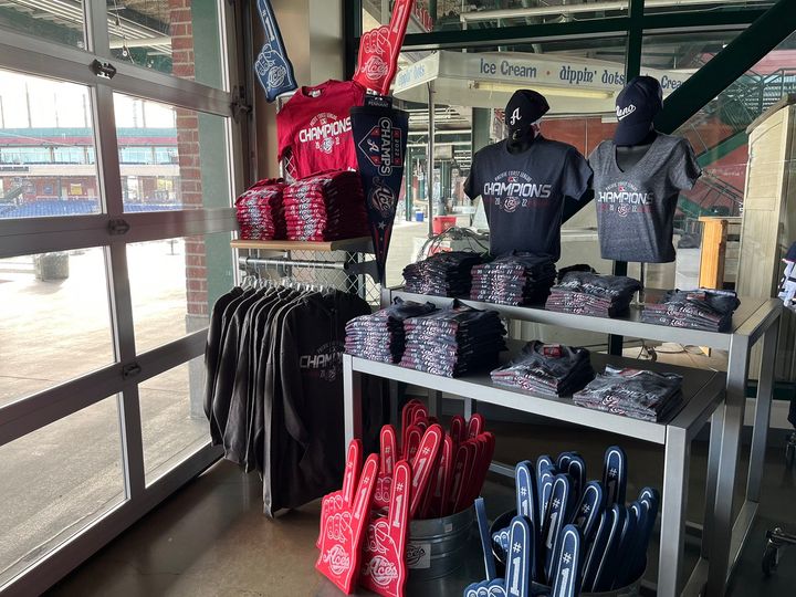 Dots Clothing Store Logo