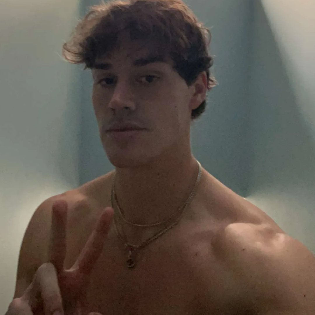 Male celeb lover on Twitter: "What a beautiful fuck boy! Noah Beck!"