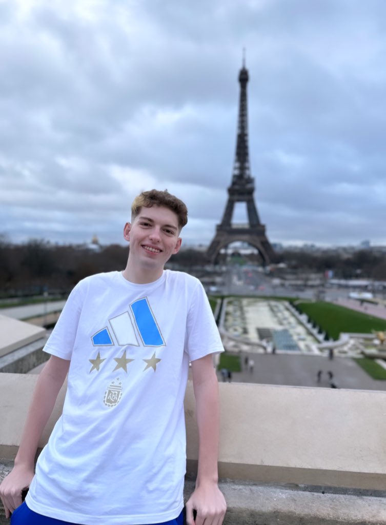 Davo Out Of Context on Twitter: "No los compares, disfrutalos. Eh?"