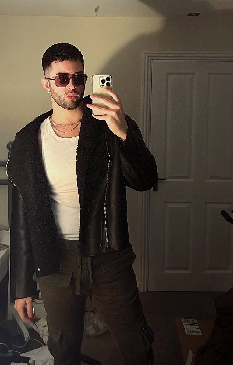 James Aston Jaston™ On Twitter Hello Fellow Gay People 🖤