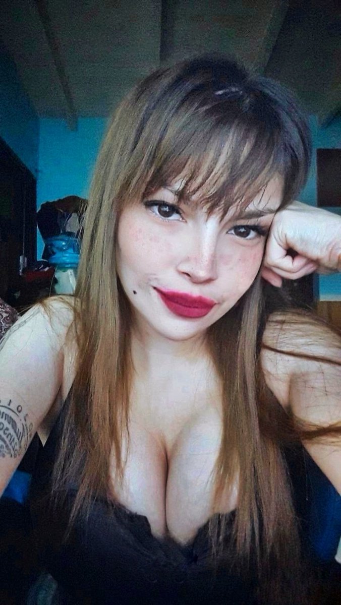 𝚗𝚊𝚑𝚞𝚎𝚕 on Twitter: "PEDASO de mujer"