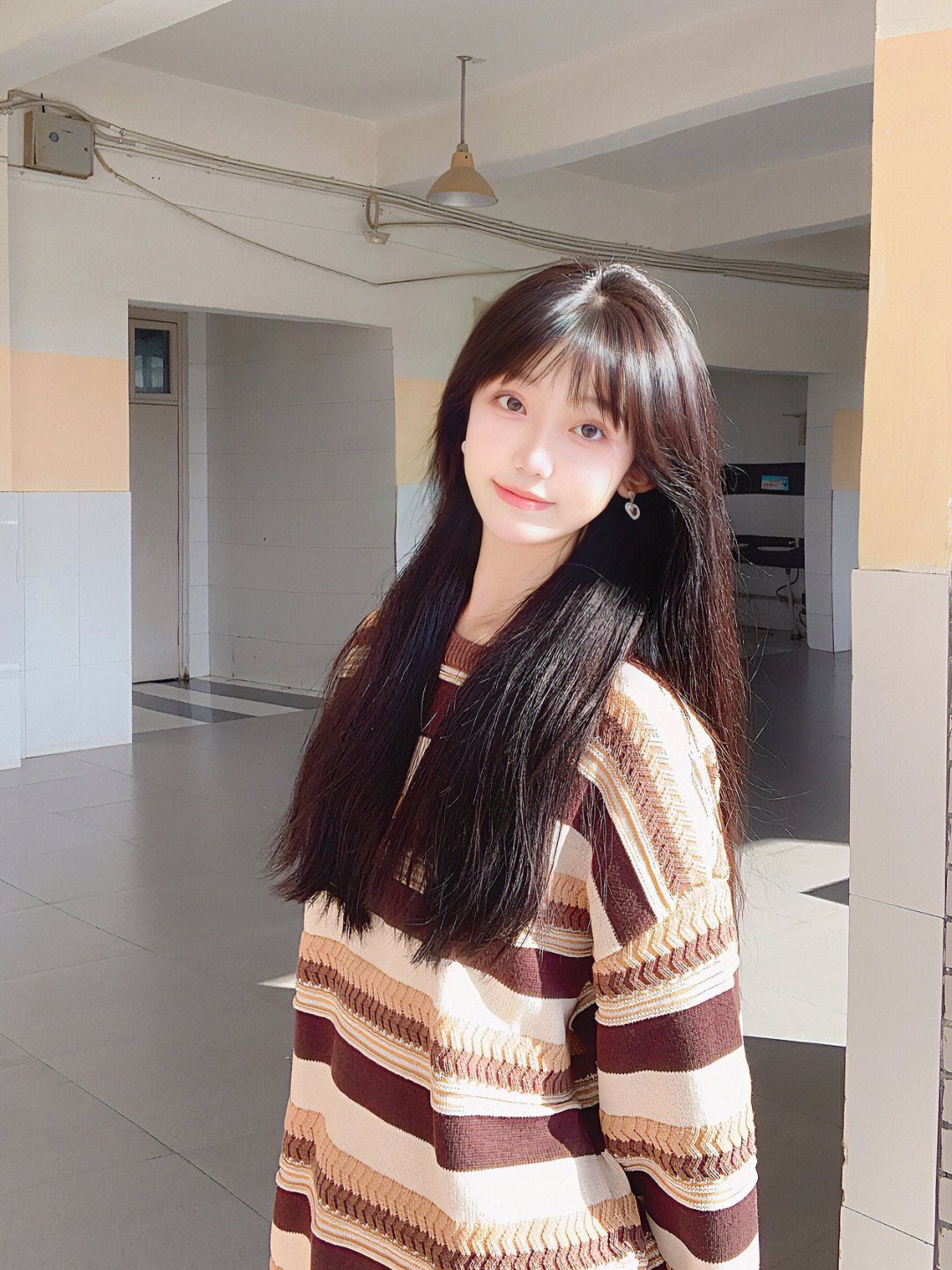 惊鸿 on Twitter: "@MeiRiDaZuoZhan 感觉我有点反差呢 https://t.co/FJTZYLybvI" / Twitter