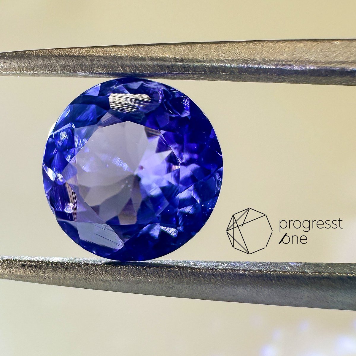 progresstone 🔜2023/02/04京都個展 on Twitter: "1.15ctの7mm近い #タンザナイト 本当は20000程度で販売したいけれど ガードル部分に微細な傷が ...