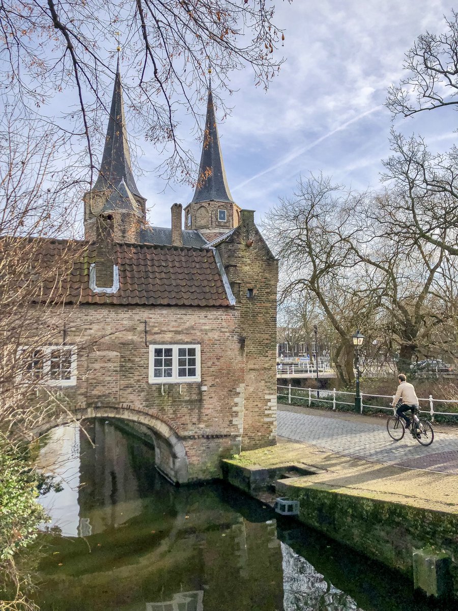 Melissa & Chris Bruntlett on Twitter: "Built around 1400, Delft’s Oostpoort (“Eastern Gate”) is ...
