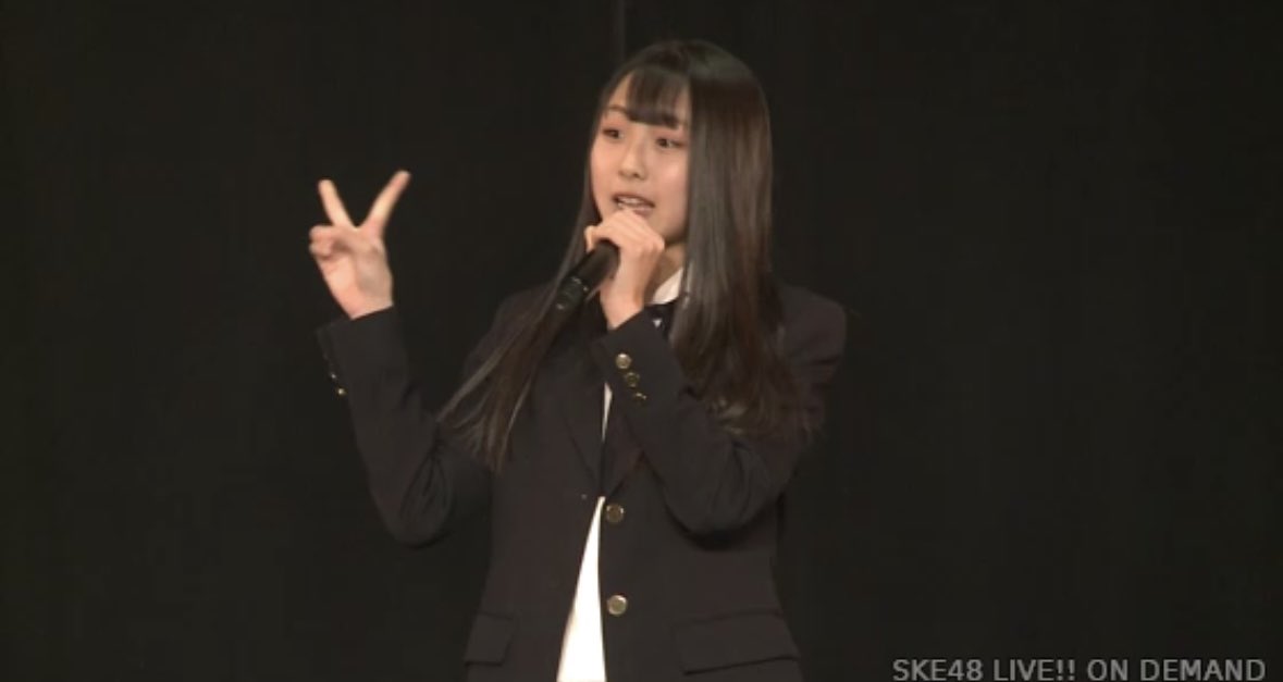 【画像】11期研究生 鈴木恋奈さんに抱きしめられる杉本りいな 今年の目標/AKB48 歌唱力 no.1決定戦 2分間MC チームE「#SKEフェスティバル」公演 （2022年1月7日 ...