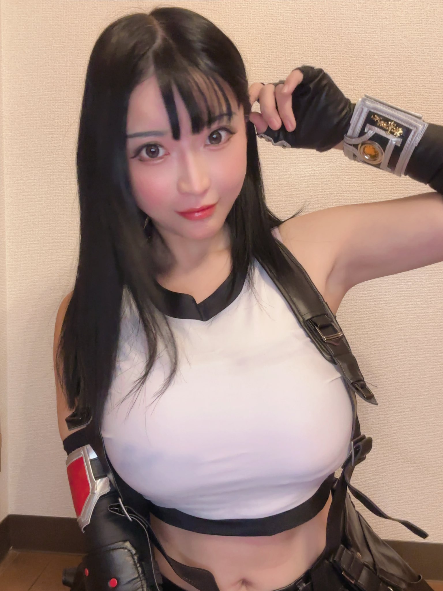 みねりお🦄💜TikTok120万人突破㊗🎊 on Twitter: "FF7 ティファ💕 #FF7 #FinalFantasyVII #グラビアアイドル #みねりお #コスプレ #1ミリでも ...