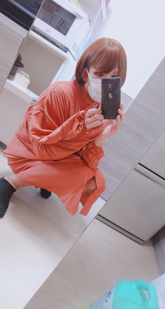 ️ななせ ️女装です🤭 On Twitter 似てる写真だからまとめて発射ー😜 笑 女装 女装男子は自撮りを上げろ 自撮り