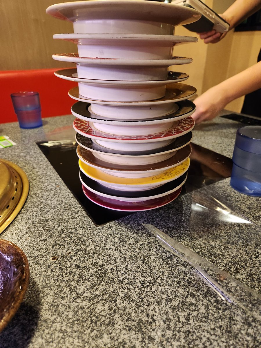降り鉄!高木茂久 On Twitter 何も言っていませんでしたが先ほどまで松阪で焼肉食べていました。回転焼肉を初体験 ちなみに田丸駅ともお別れをしてきました~~