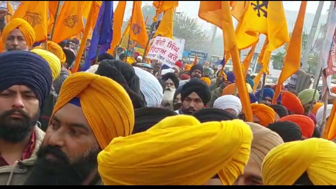 rupi kaur on Twitter: "RT @NeelkamalTOI: Another Morcha comes up, now at #Mohali #Punjab for ...