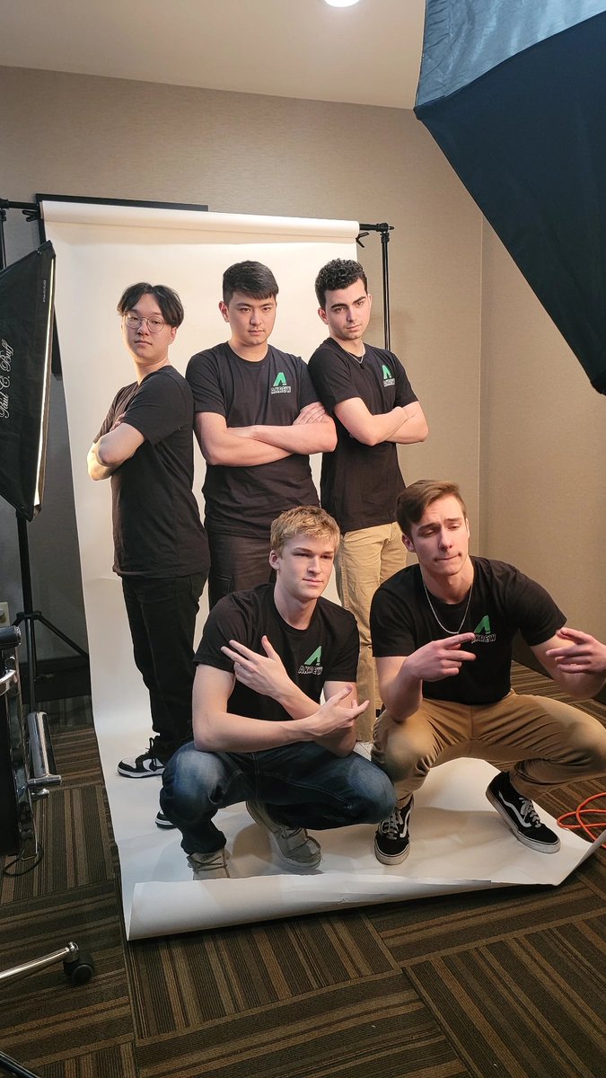 AKREW Daniel Luu on Twitter: "One year ago today 😭"