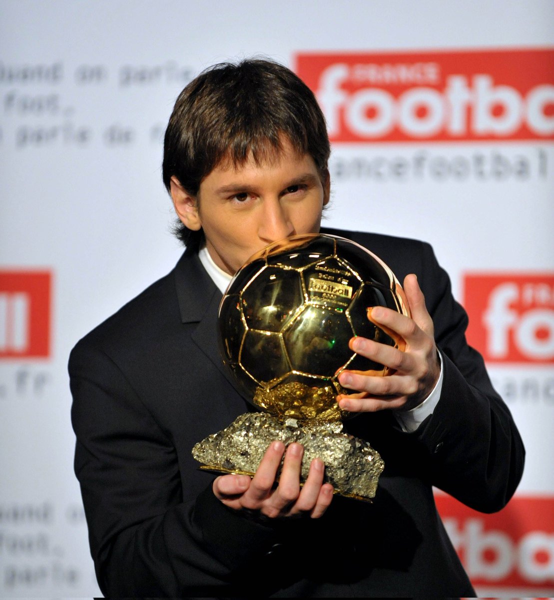Team Leo Messi On Twitter Hace 10 Años Lionel Messi Ganaba Su Cuarto