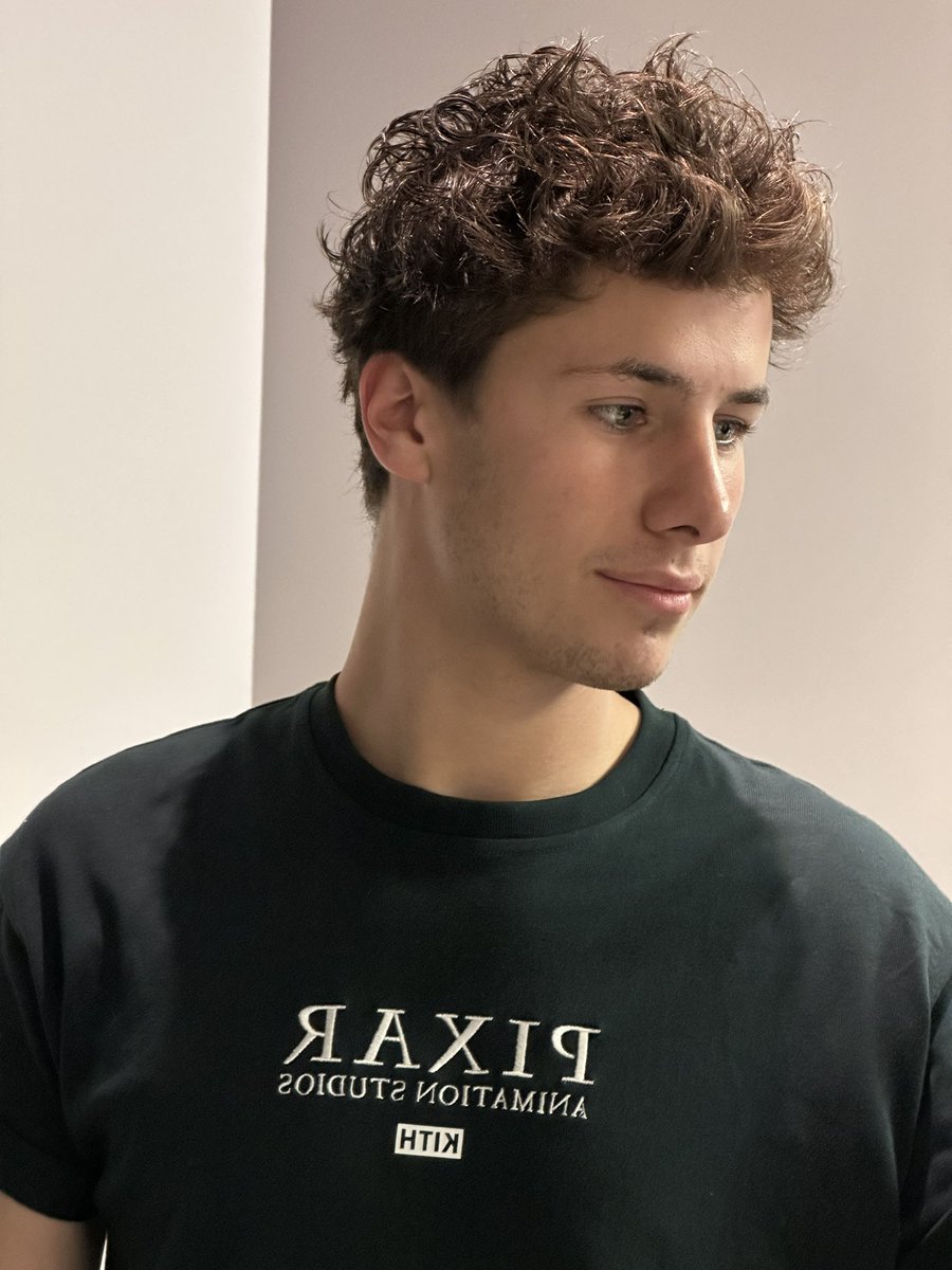 Ashton Summers's Instagram, Twitter & Facebook on IDCrawl