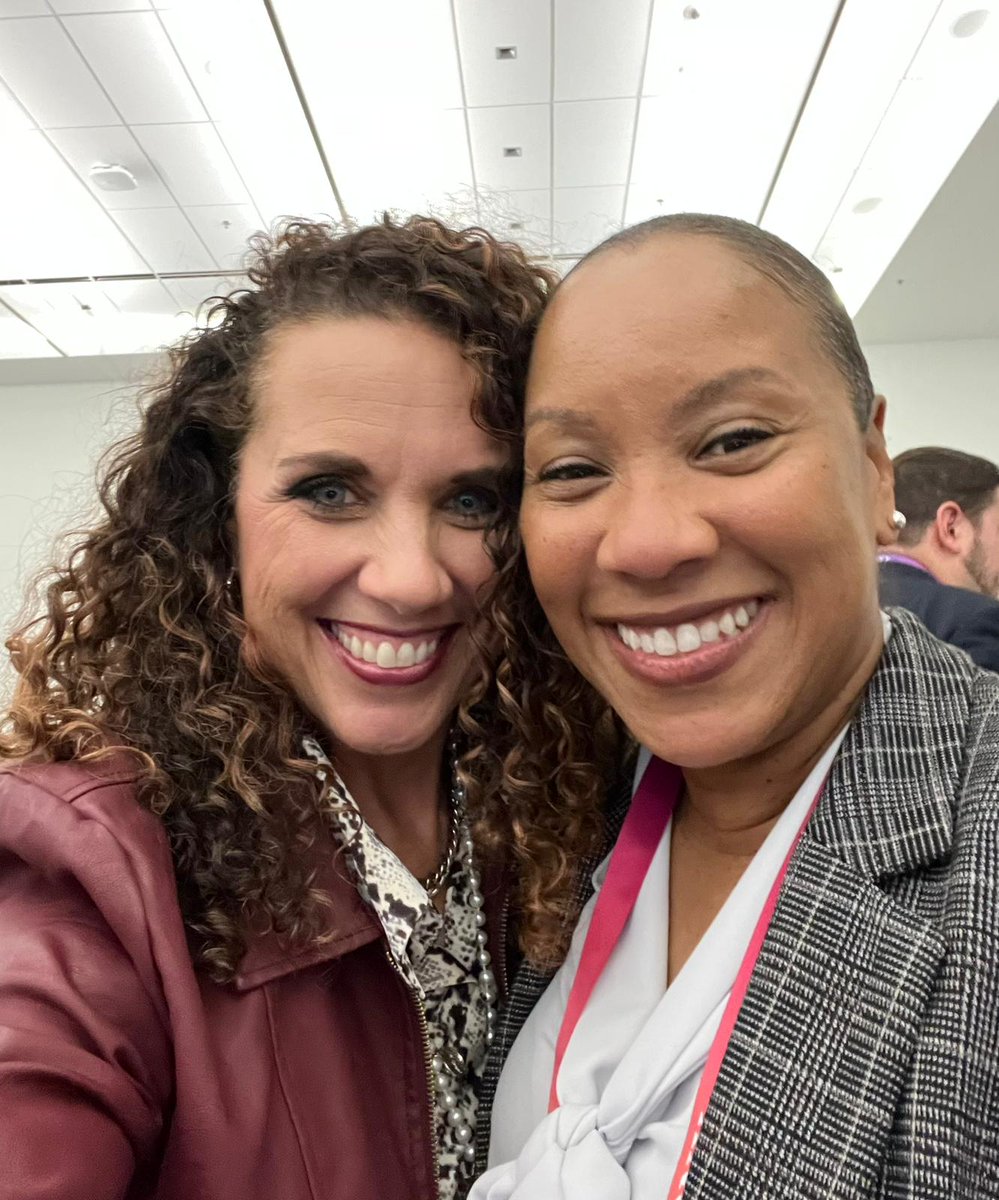 Lynn Longo's Instagram, Twitter & Facebook on IDCrawl