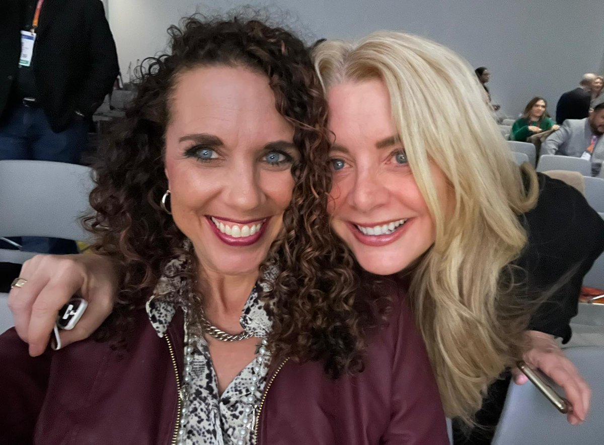 Lynn Longo's Instagram, Twitter & Facebook on IDCrawl