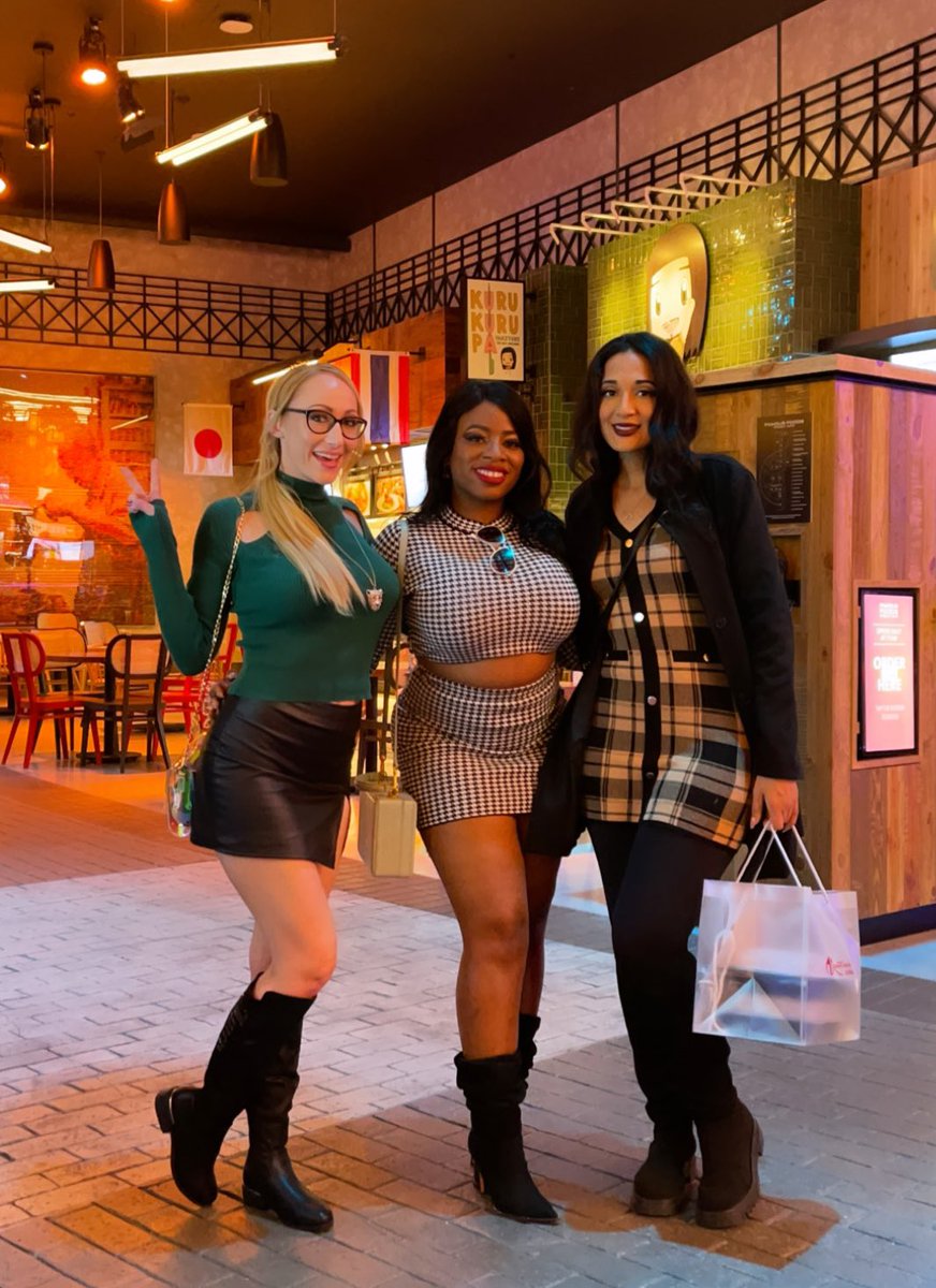 Crystal Clark On Twitter Moms Night Aeexpo Weekend The Parties Just