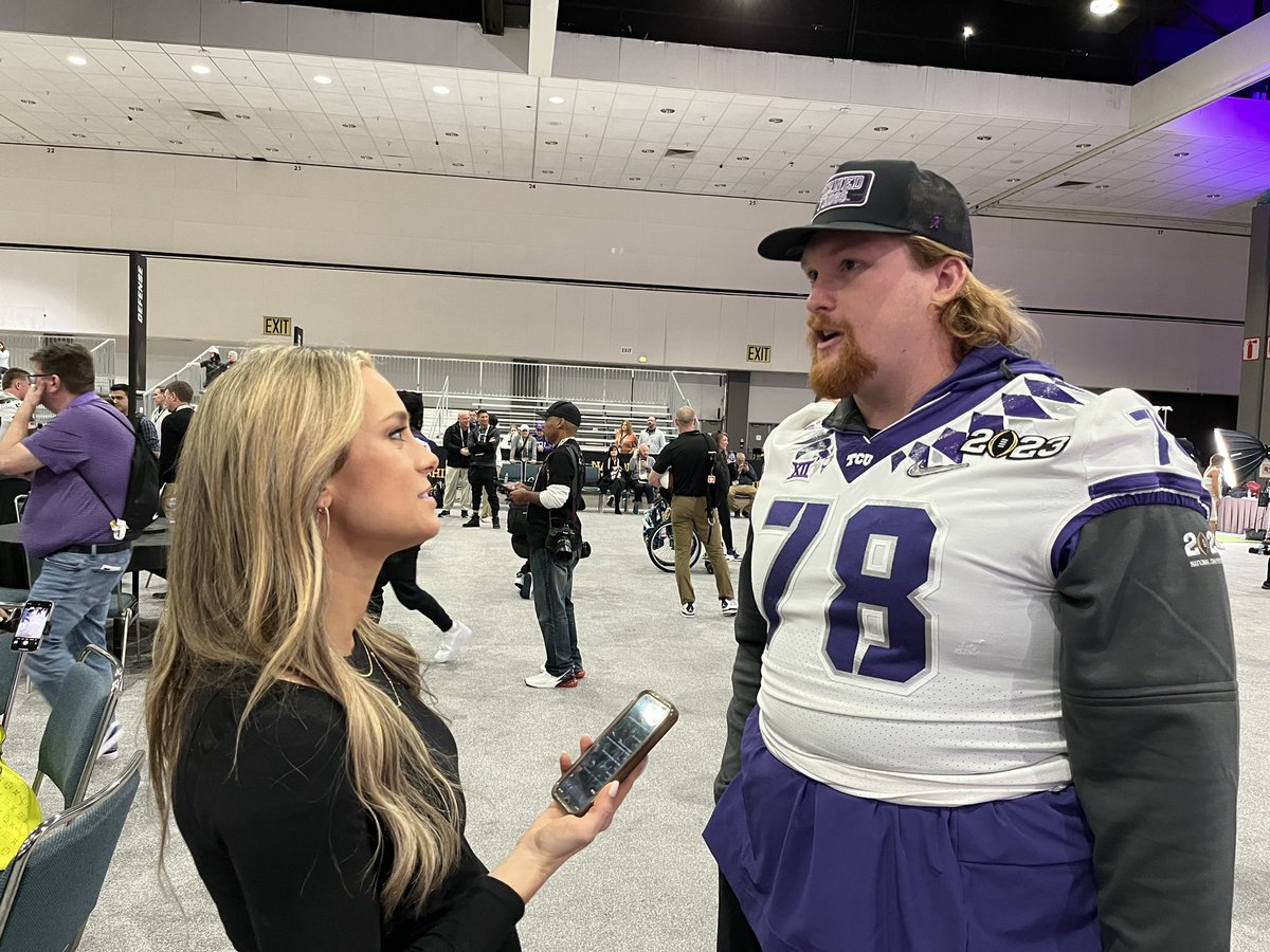 Mark Cohen on Twitter: "ESPN’s @MollyAMcGrath visiting with @MrJohnston____ and @WesWesharris at ...