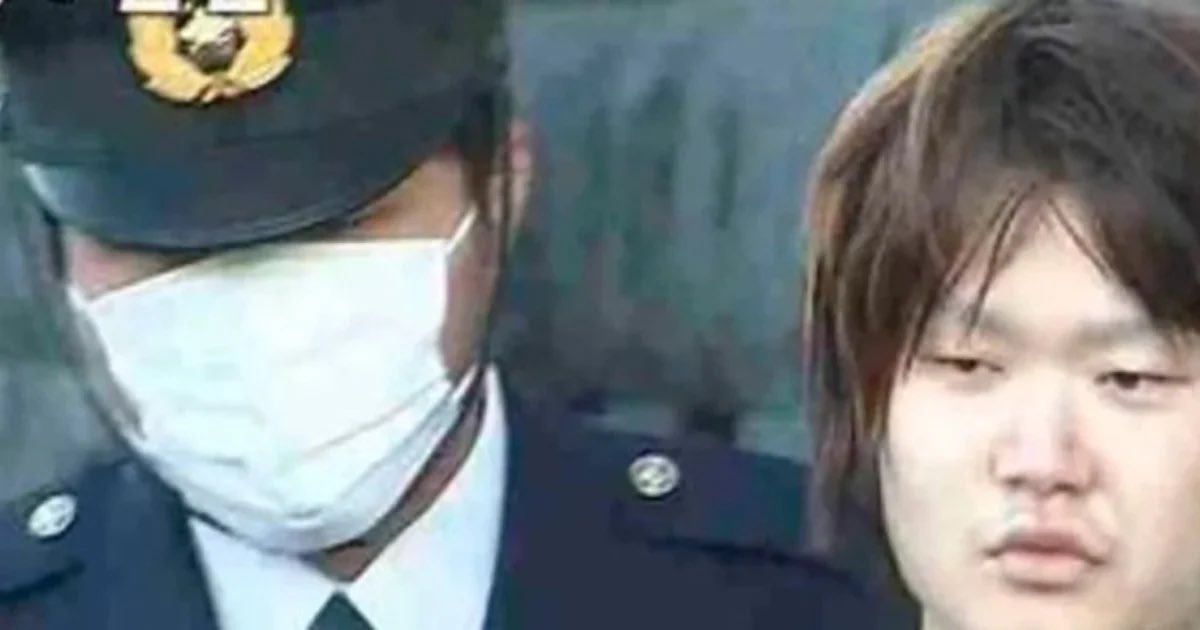 Seito Sakakibara tenía 14 años y estaba perturbado, lleno de rabia y violencia.En 1997 en la ...