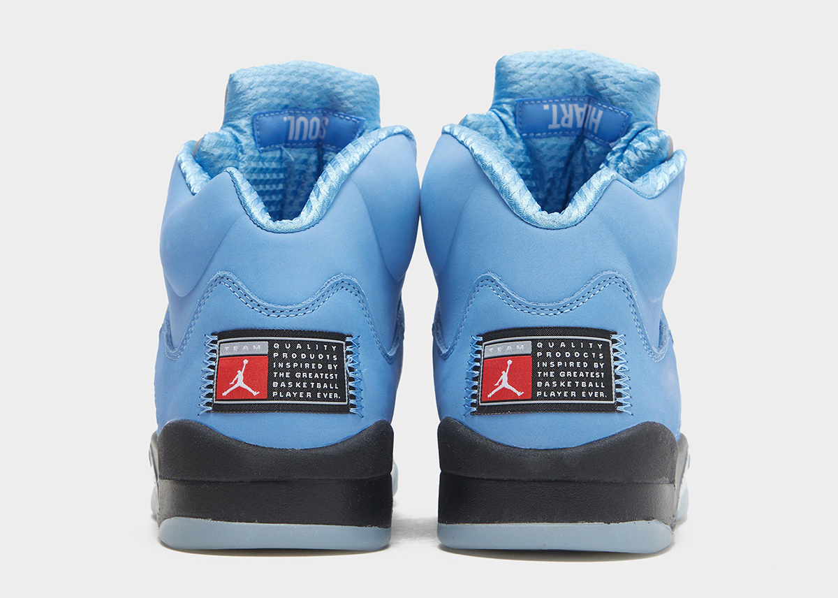 HOUSE OF HEAT on Twitter: "New Looks // Air Jordan 5 “UNC” SEE MORE: https://bit.ly/3DDFn7h"